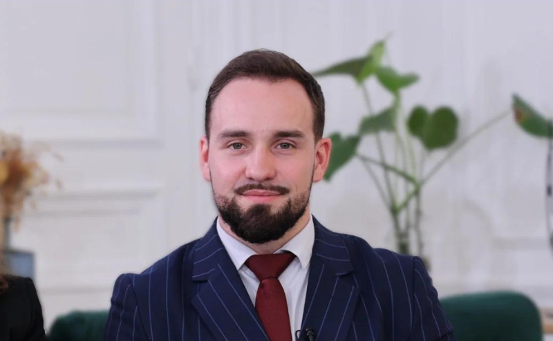 Victor SIMONNET (EDC 2022) - Investor Relations Manager, Trusteam Finance